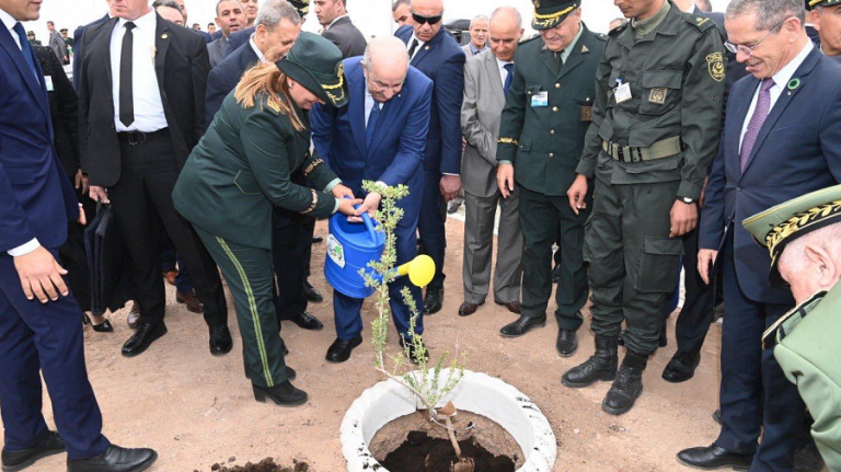 Tebboune inaugure la ligne ferroviaire Boughezoul-Djelfa-Laghouat et ...